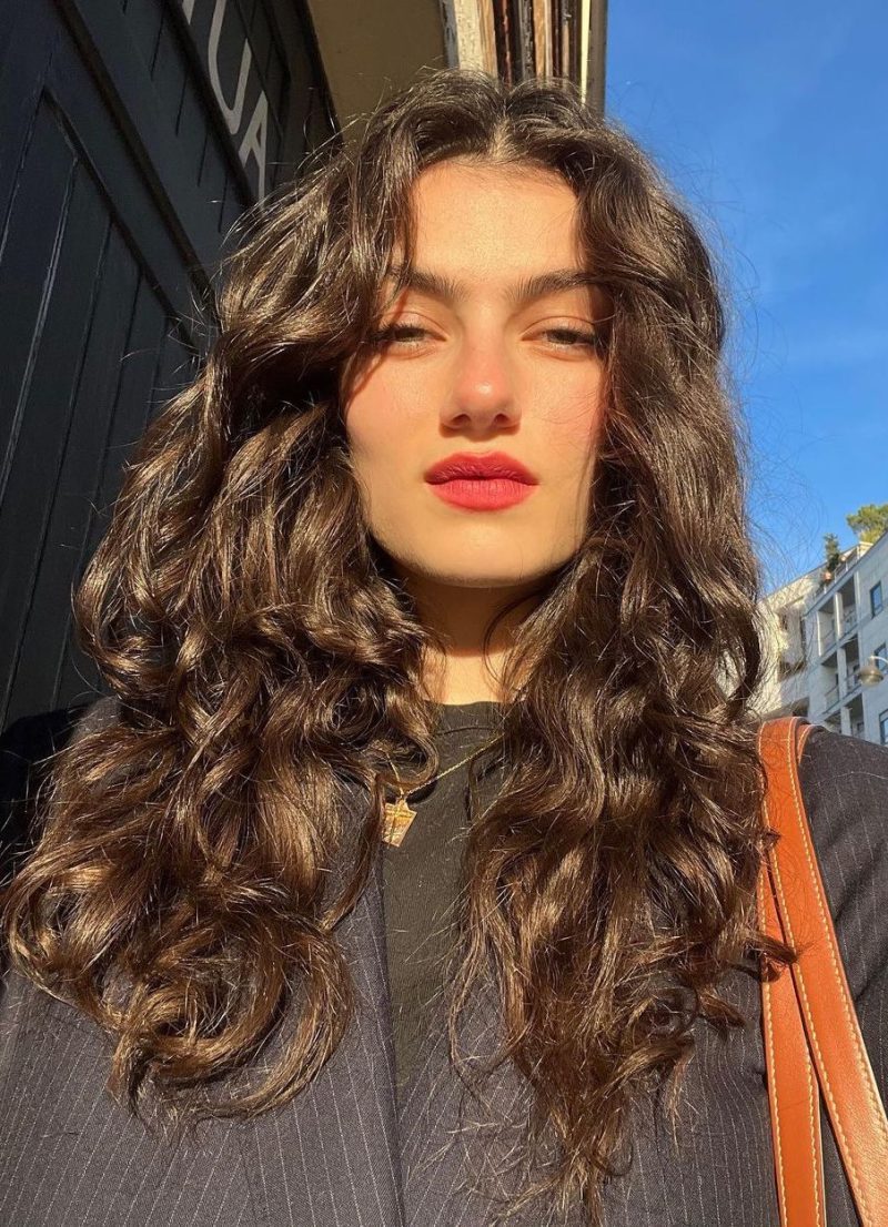 12 Best French Foundations for Long-Lasting Even Tone Skin 2025