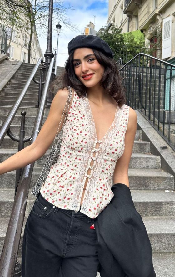 7 Popular French Hair Colors Parisians Always Choose 2025