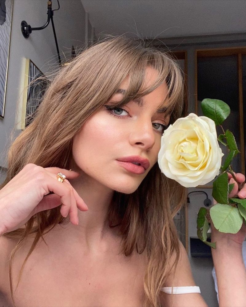 How to Do a French Girl Spring Makeup Look 2026