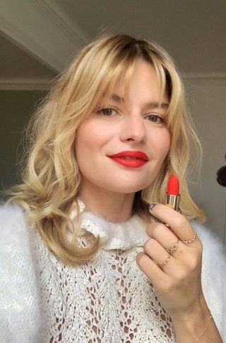 5 French Girl Red Lipstick Shades Every Parisian Owns 2023