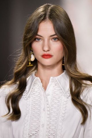 10 Chic French Hairstyles You’ll Spot on the Coolest Parisians 2025