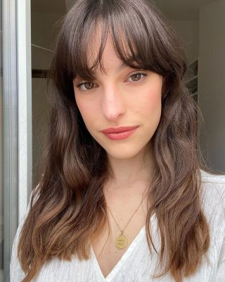 5 Romantic French Date Night Makeup Looks to Sweep Your Amour Off Their ...